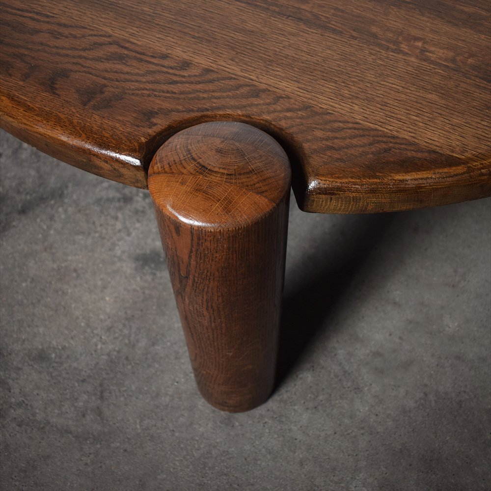 Mid-Century Round Oak Coffee Table, 1960s for sale at Pamono