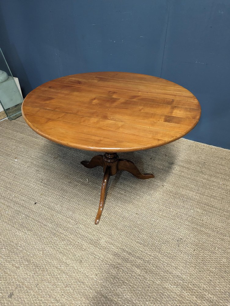 Victorian Table in Cherrywood for sale at Pamono