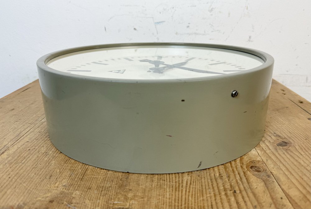 Grey Industrial Factory Wall Clock from Pragotron, 1960s for sale at Pamono
