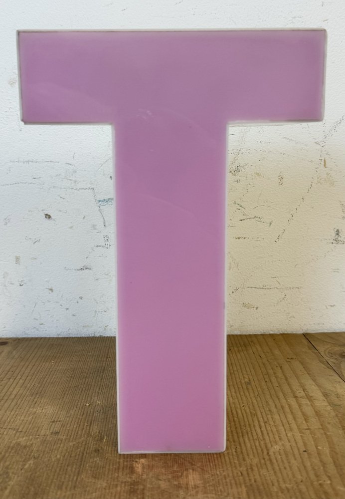 Vintage Pink Illuminated Letter T, 1970s for sale at Pamono