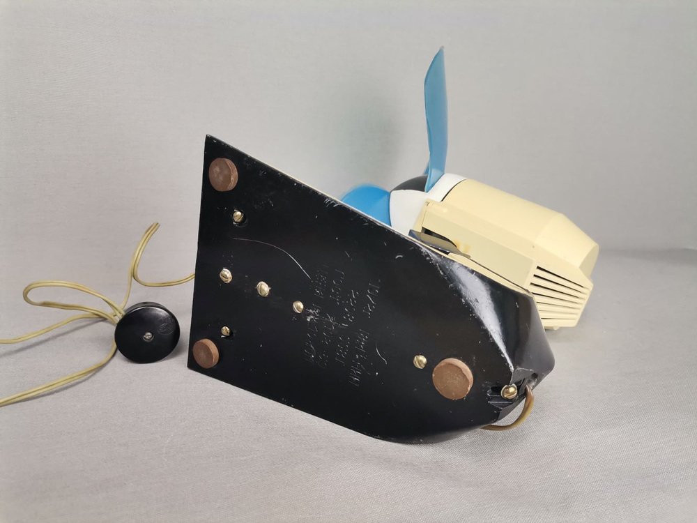 Mid-Century Blue Plastic Table Fan, Soviet Union, 1969 for sale at Pamono