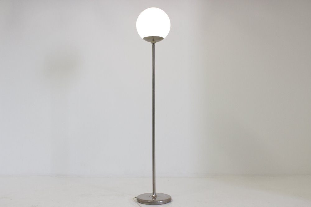 Schone Stehlampe Kugel Retro Bild