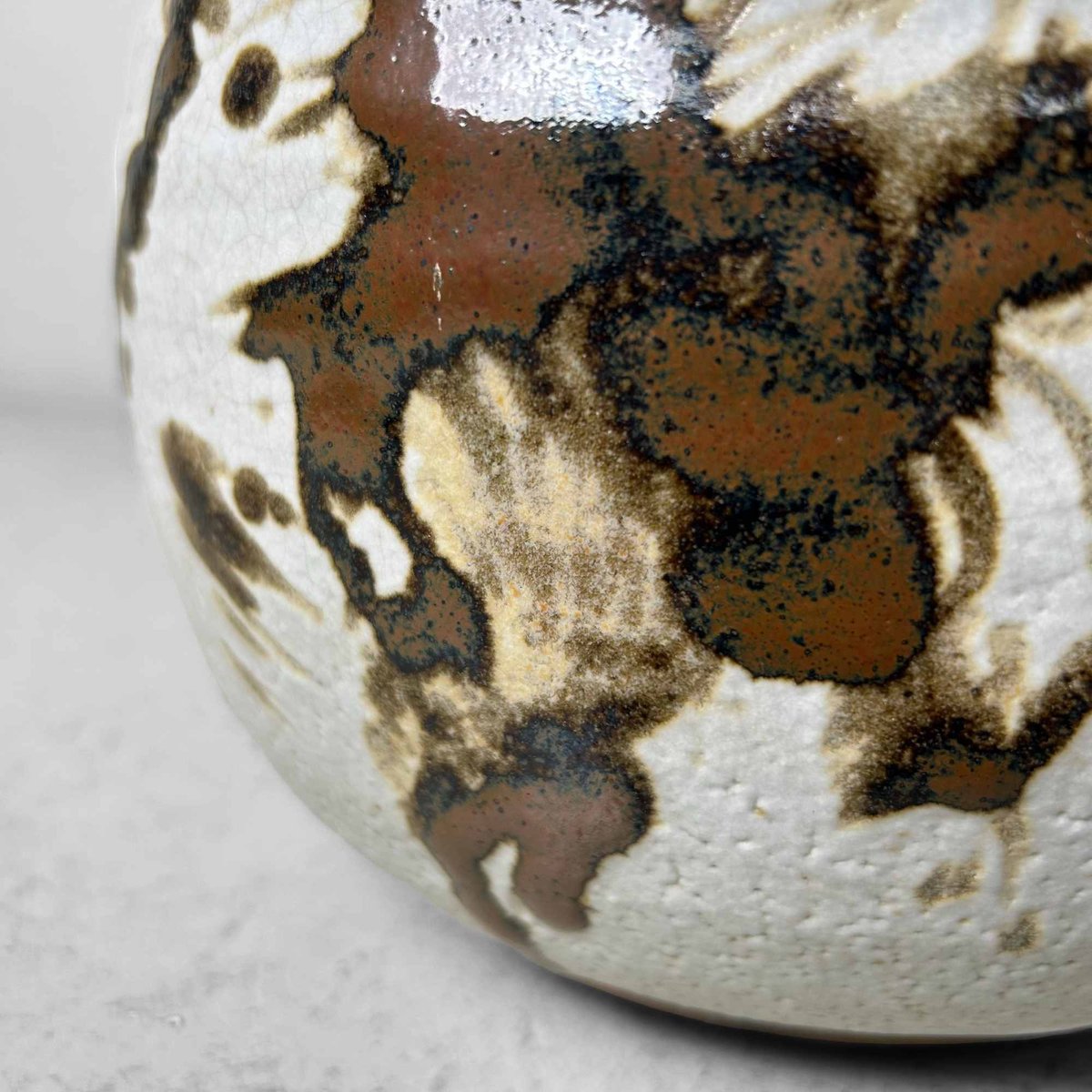 Mid-Century Japanese Earthenware Ikebana Flower Vase, 1970s for sale at ...