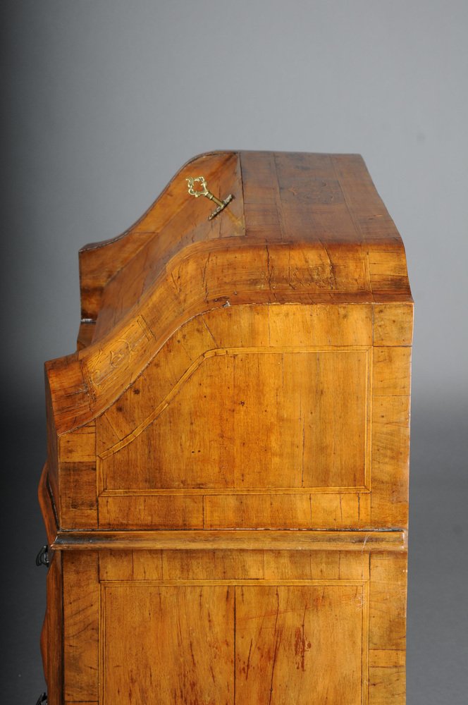 Antique Slanted Flap Secretary in Walnut Veneer for sale at Pamono
