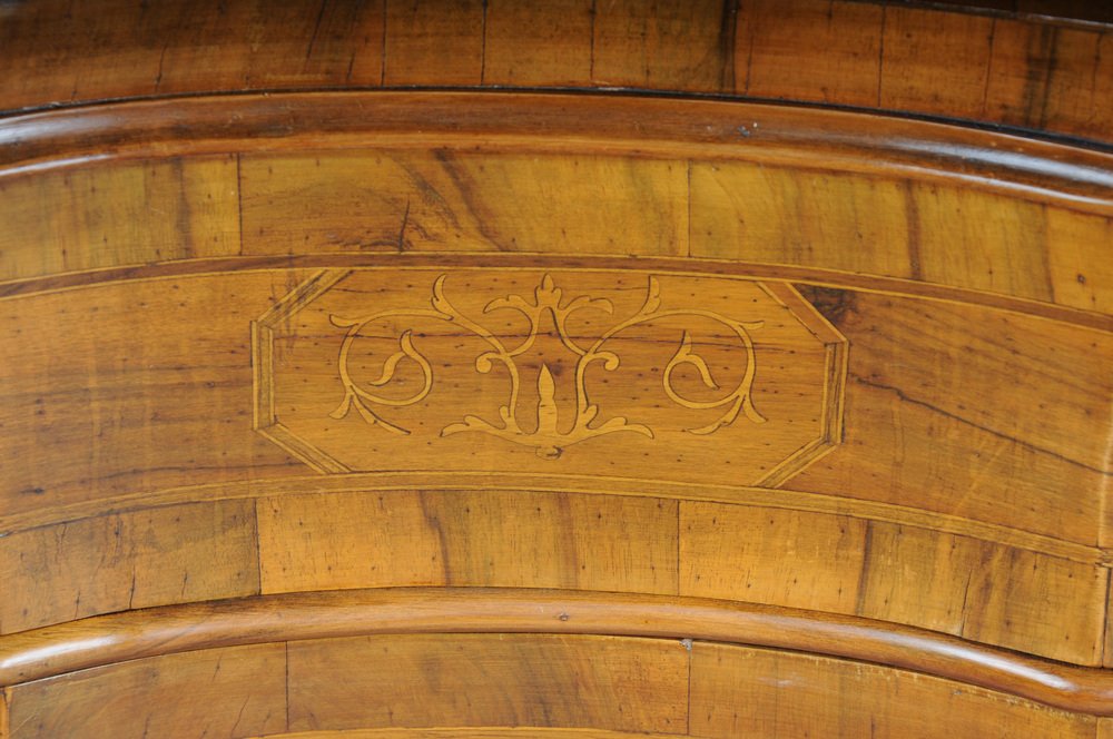 Antique Slanted Flap Secretary in Walnut Veneer for sale at Pamono