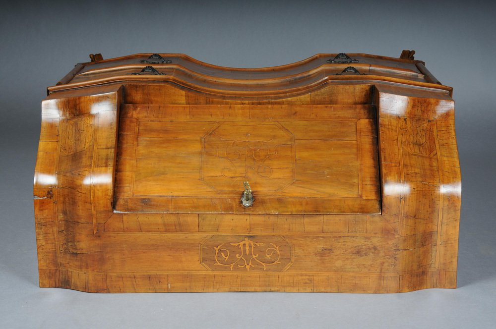 Antique Slanted Flap Secretary in Walnut Veneer for sale at Pamono