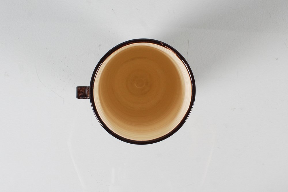 Futuristic Airbrushed Ceramic Vase, Italy, 1930s for sale at Pamono