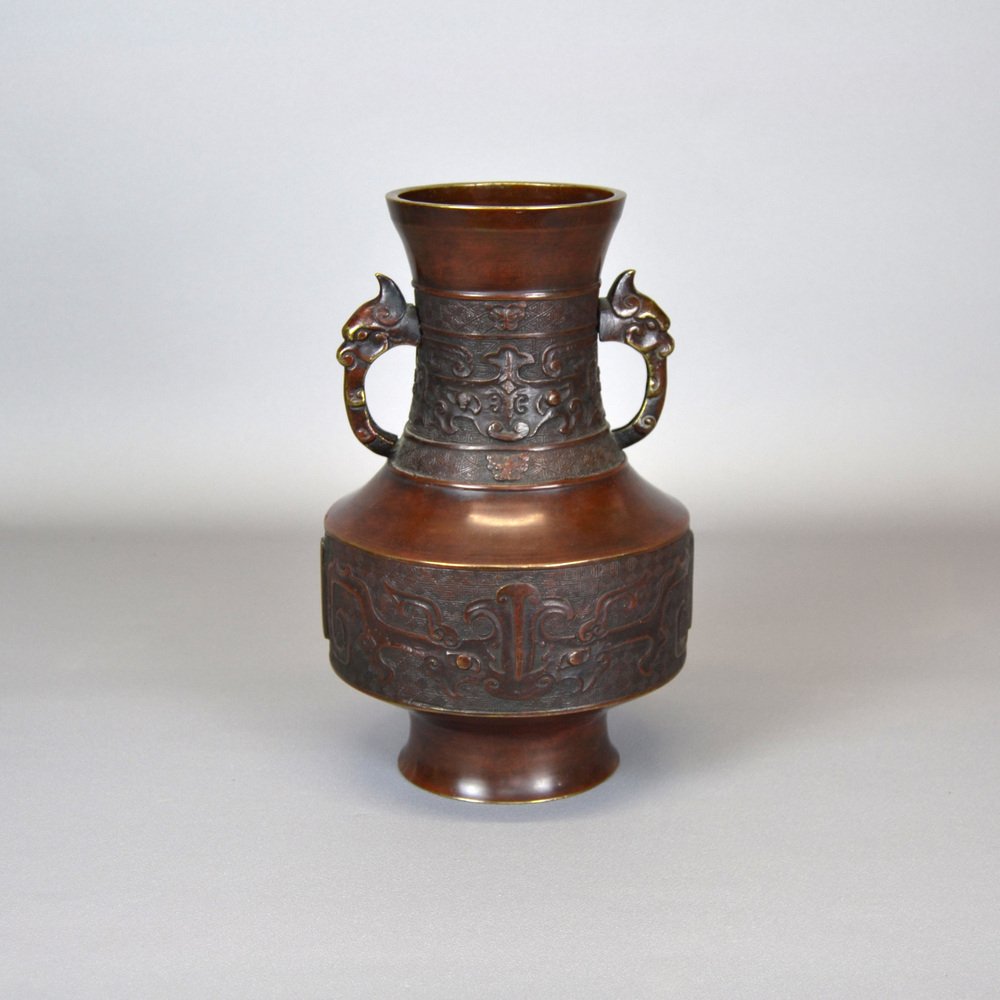 Large Antique Japanese Meiji Era Bronze Vase for sale at Pamono
