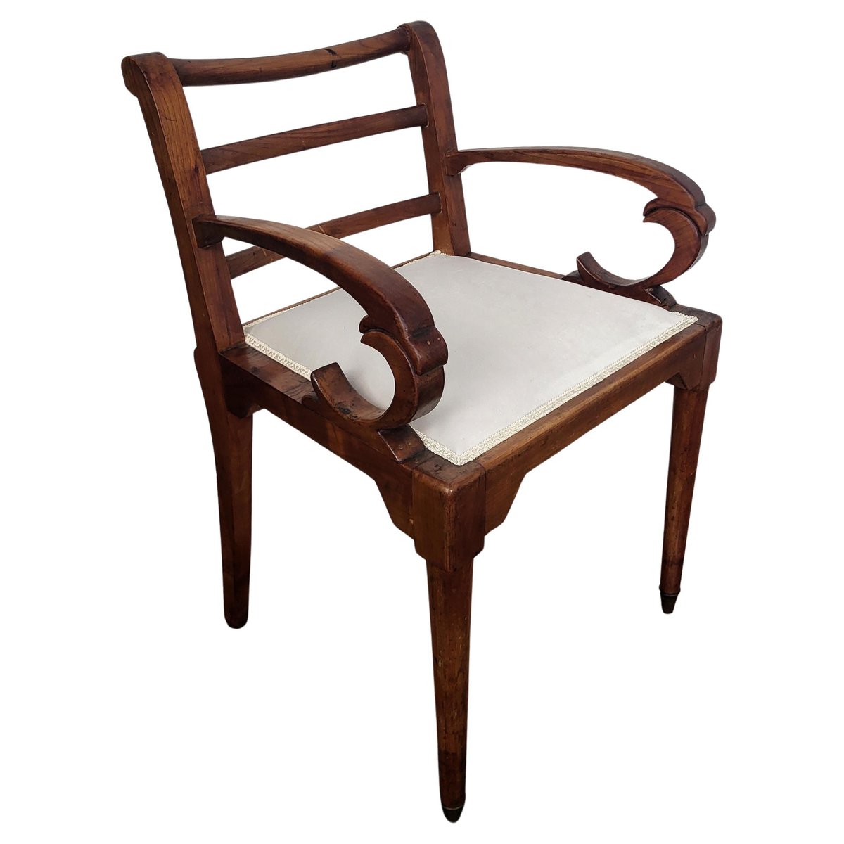 Vintage Italian Chair in Walnut, 1960s for sale at Pamono