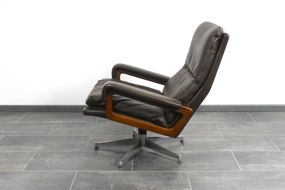 Chaise King en Cuir Marron par André Vandenbeuck pour Strässle, 1960s ...