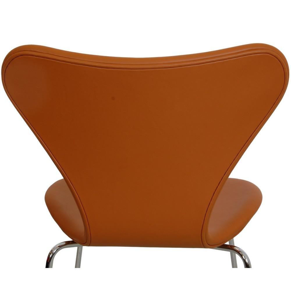 Series Seven Chair Model 3107 in Brown Leather by Arne Jacobsen for ...
