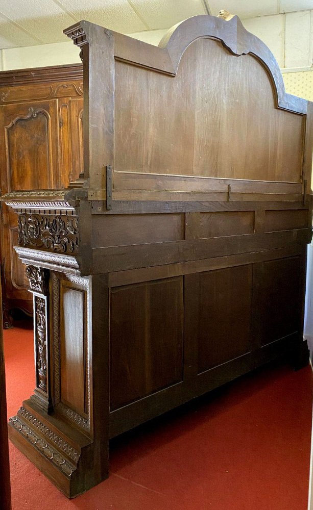 Antique Renaissance Buffet in Walnut for sale at Pamono