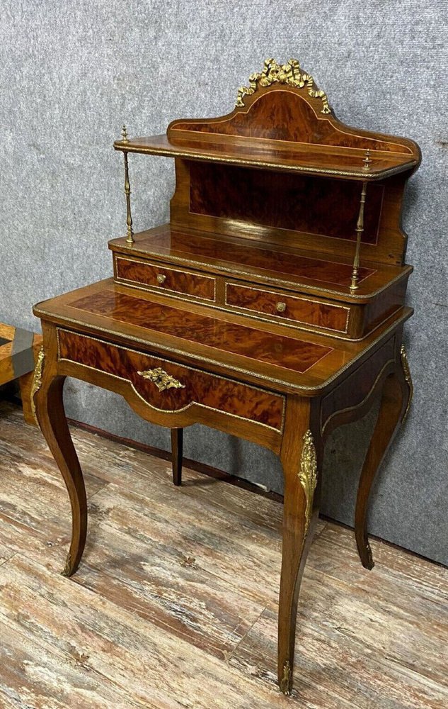 Louis XV Desk in Marquetry for sale at Pamono