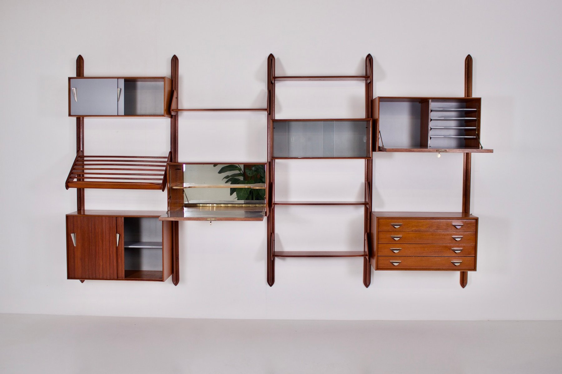 Modulares Wandregal Wandregal, 1950er bei Pamono kaufen