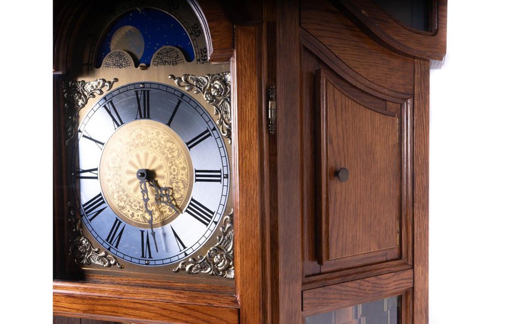 Pendulum Clock in Oak and Glass for sale at Pamono
