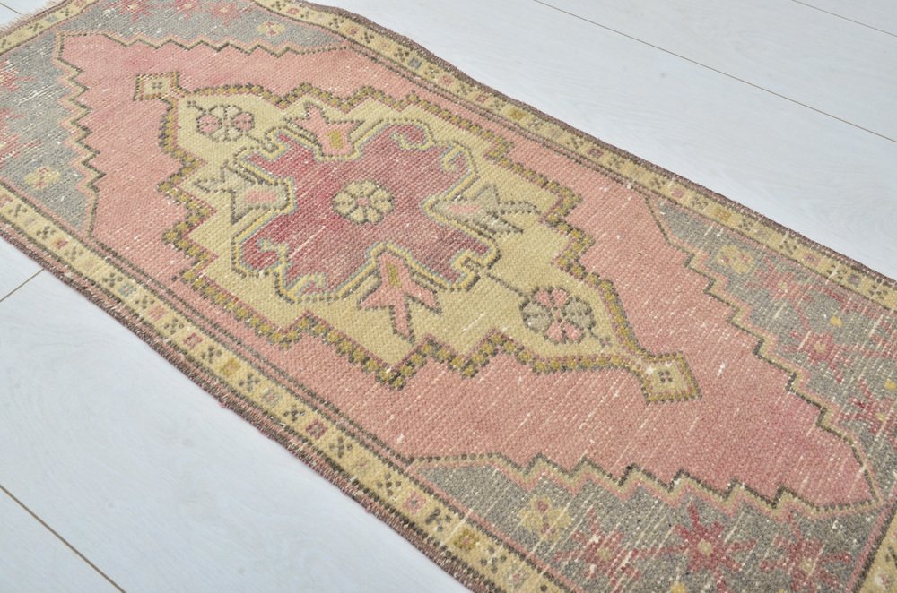 Small Wool Rug, 1960s for sale at Pamono