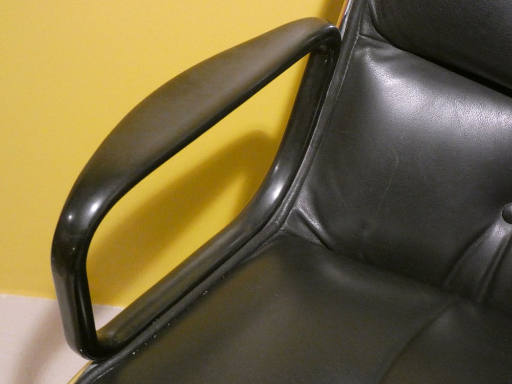 Swivel Desk Chair, 1990s for sale at Pamono