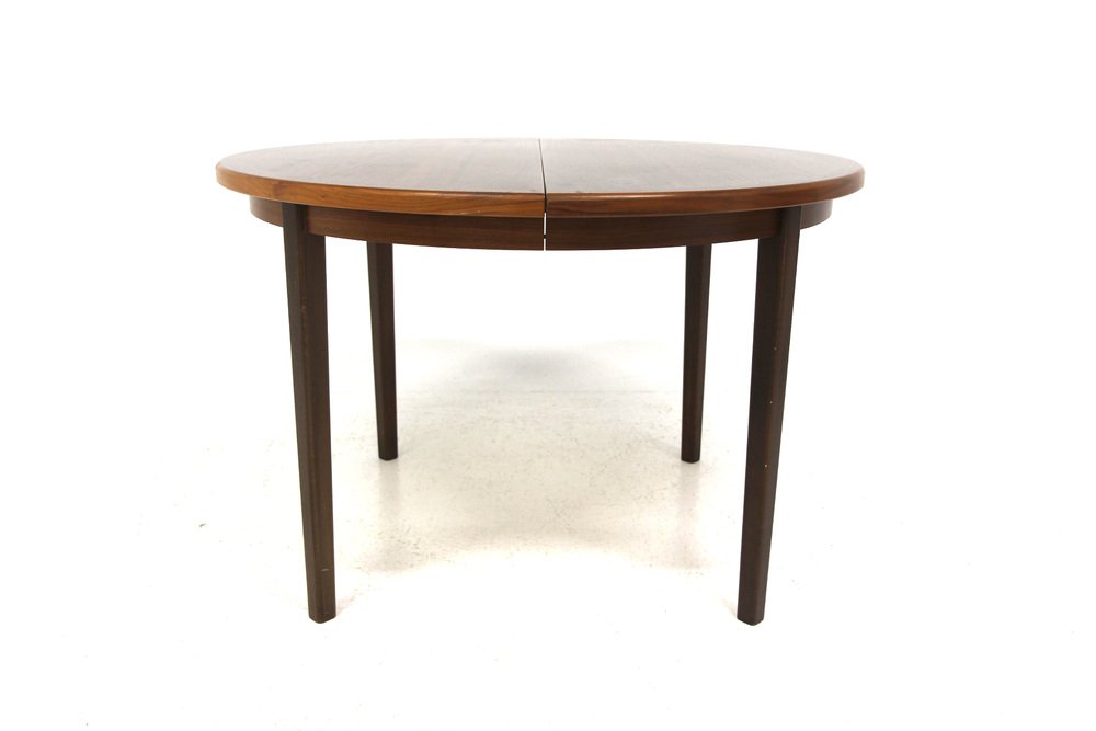 Scandinavian Walnut Dining Table, 1960s for sale at Pamono