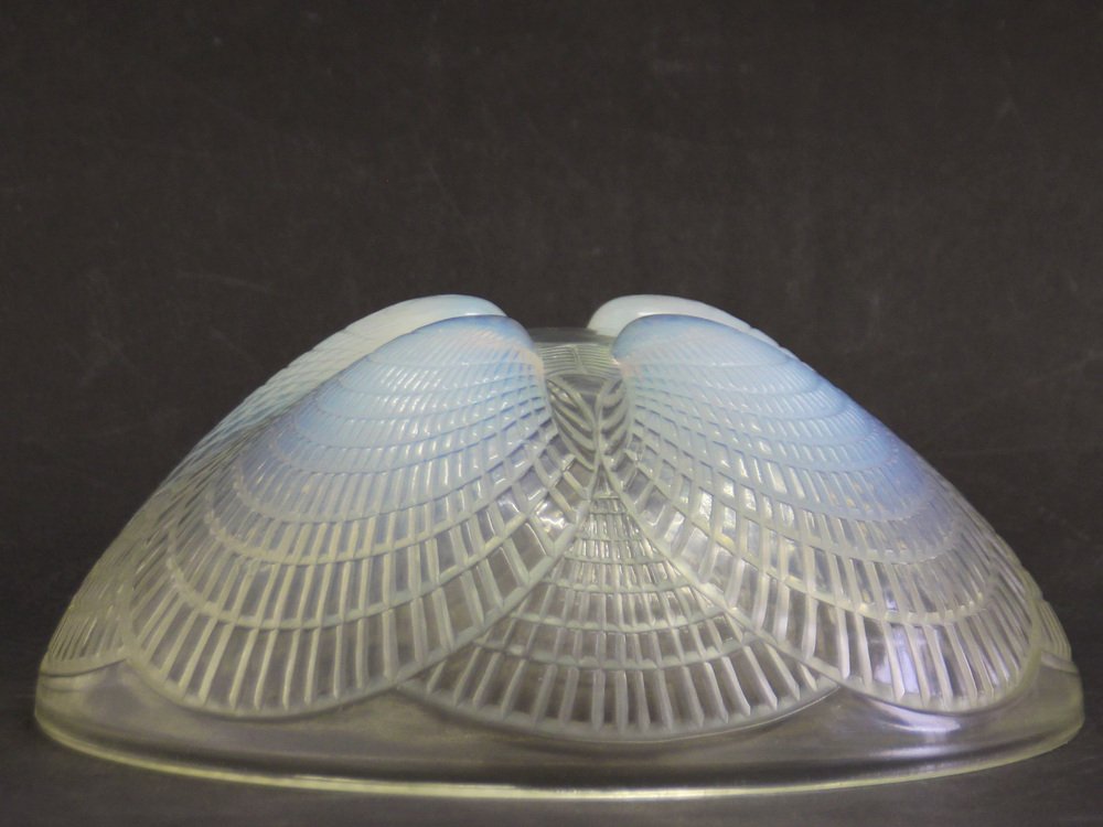 Large Art Deco Opalescent Shell Bowl by René Lalique, 1924 for sale at ...