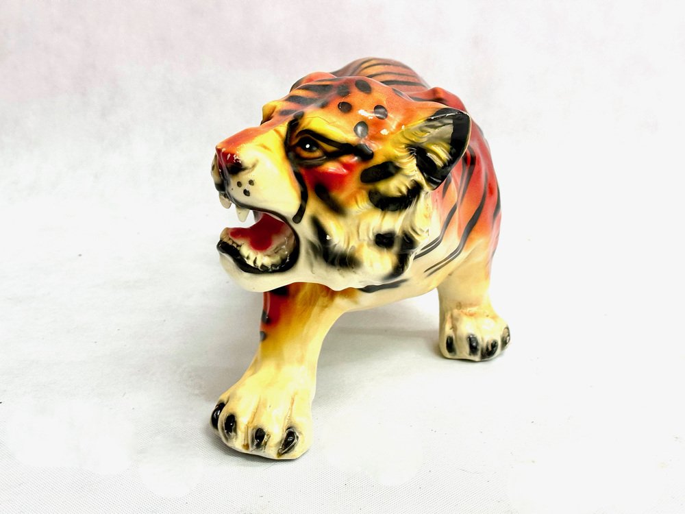 Large Vintage Italian Tiger Statue in Resin, 1970s for sale at Pamono