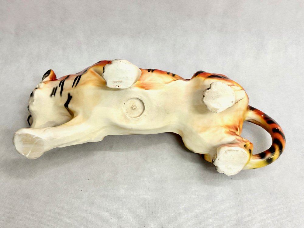 Large Vintage Italian Tiger Statue in Resin, 1970s for sale at Pamono