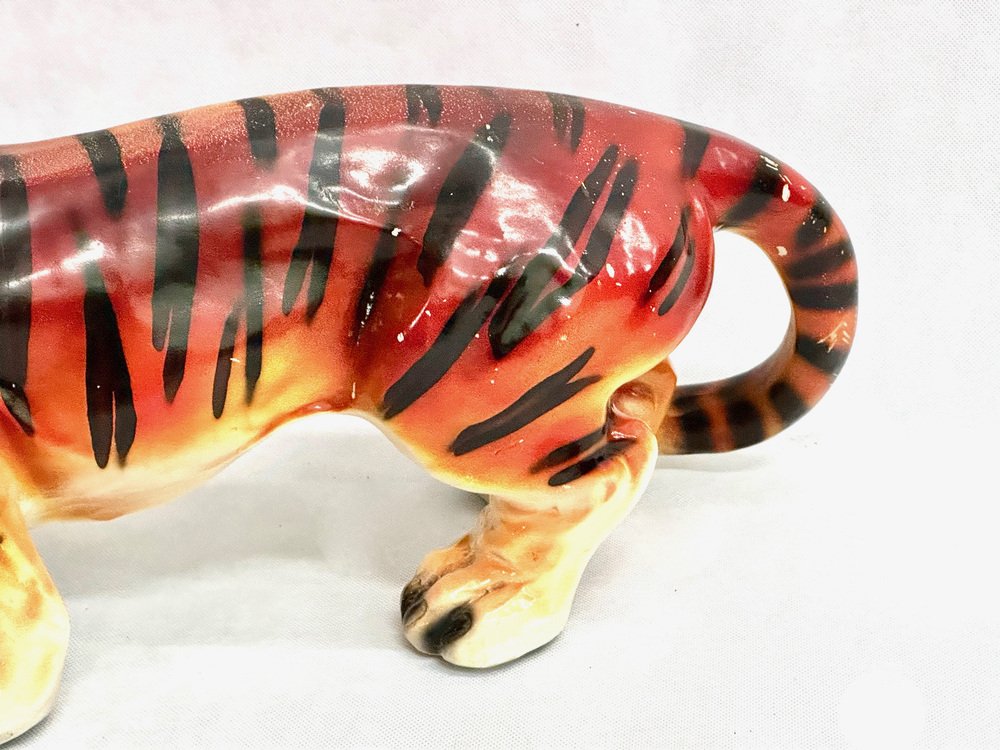 Large Vintage Italian Tiger Statue in Resin, 1970s for sale at Pamono