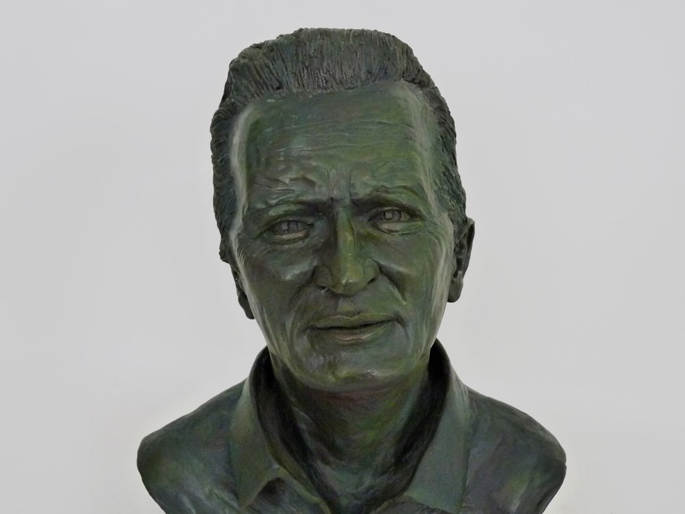 J. Pignol, Bust of Marcel Pagnol, 1970s, Terracotta for sale at Pamono