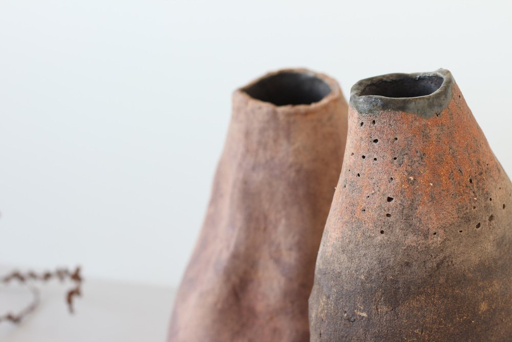 Cucumber Vase by Eguzkiñe Egaña for sale at Pamono