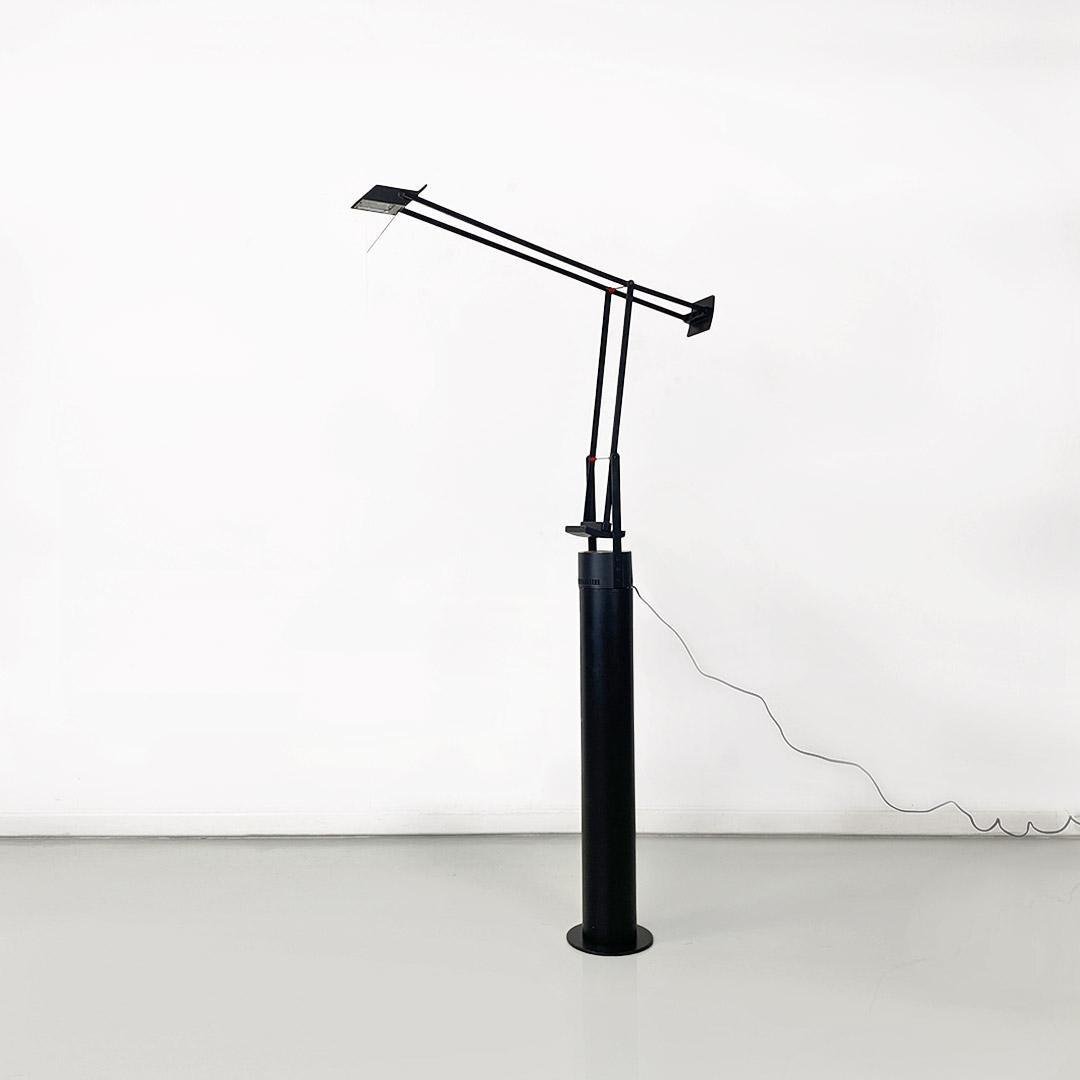 I talian Modern Tizio Table Lamp in Black Metal attributed to Richard ...