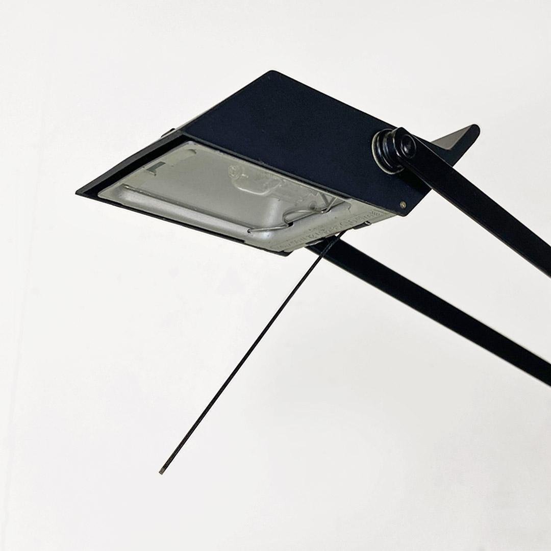I talian Modern Tizio Table Lamp in Black Metal attributed to Richard ...