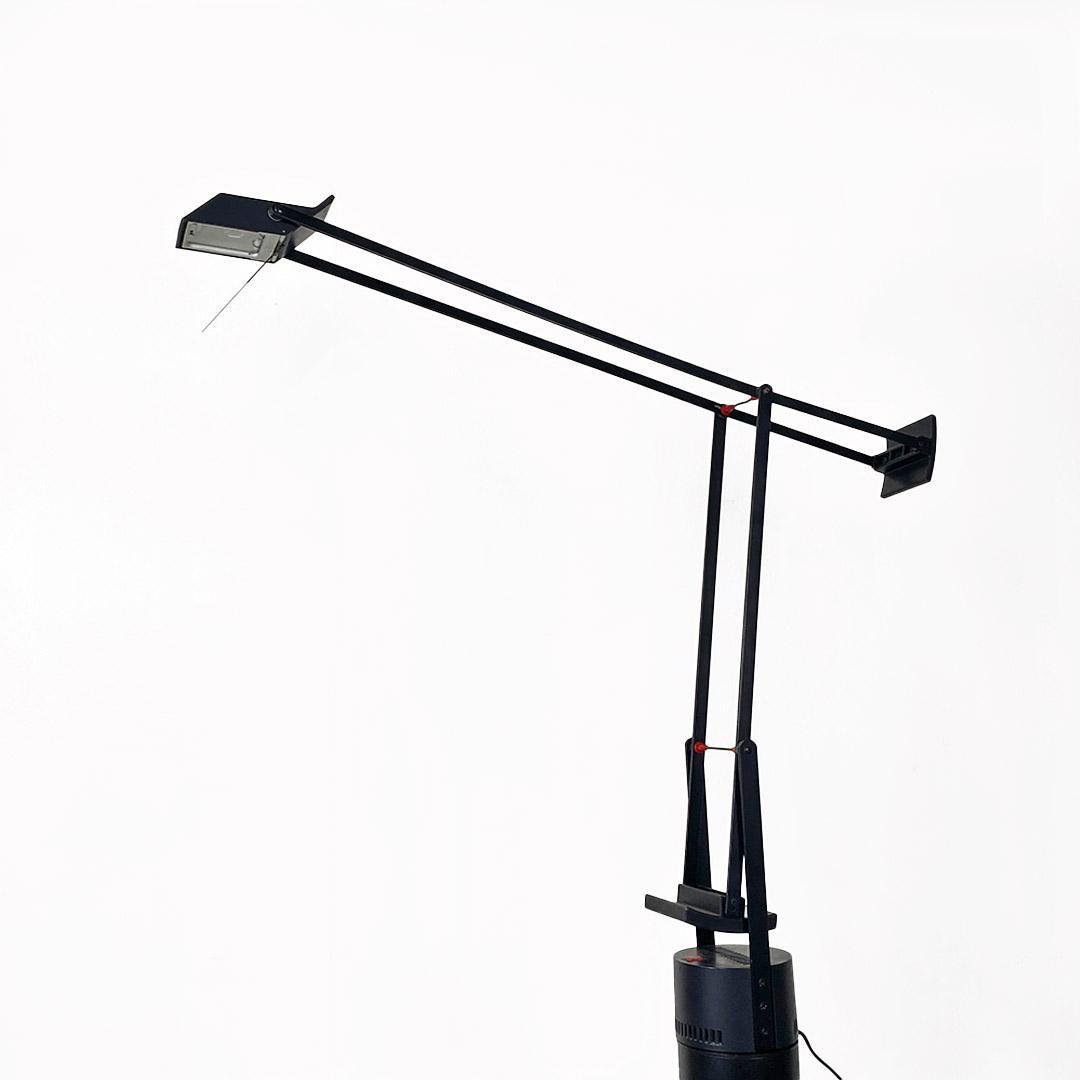 I talian Modern Tizio Table Lamp in Black Metal attributed to Richard ...