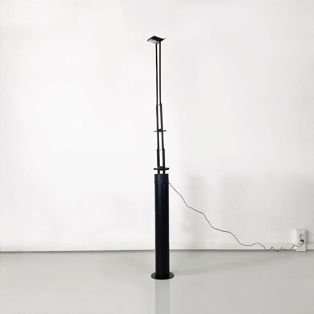 I talian Modern Tizio Table Lamp in Black Metal attributed to Richard ...