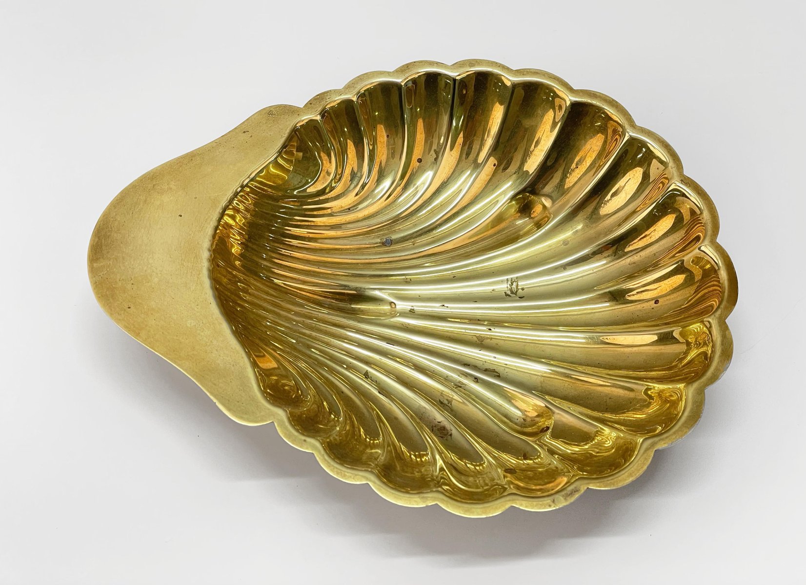 Mid-Century Italian Shell-Shaped Brass Bowl by Renzo Cassetti, 1960s ...