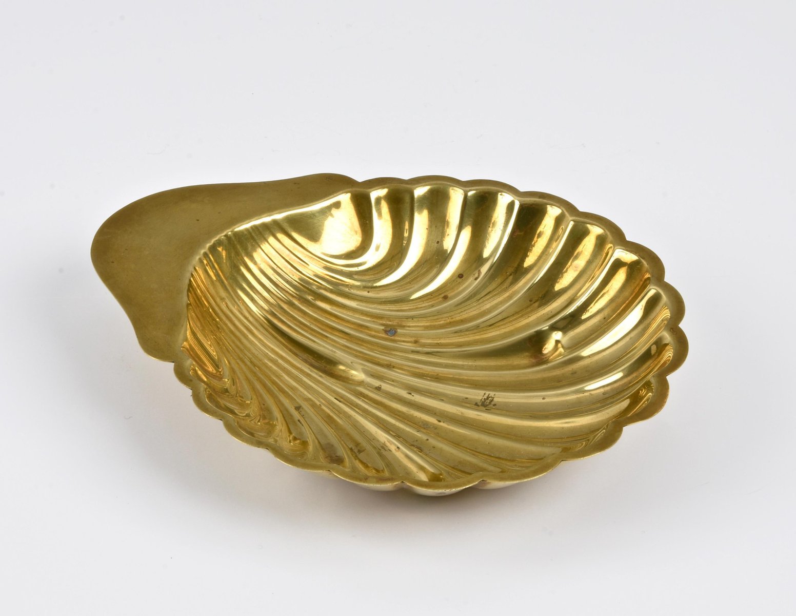 Mid-Century Italian Shell-Shaped Brass Bowl by Renzo Cassetti, 1960s ...