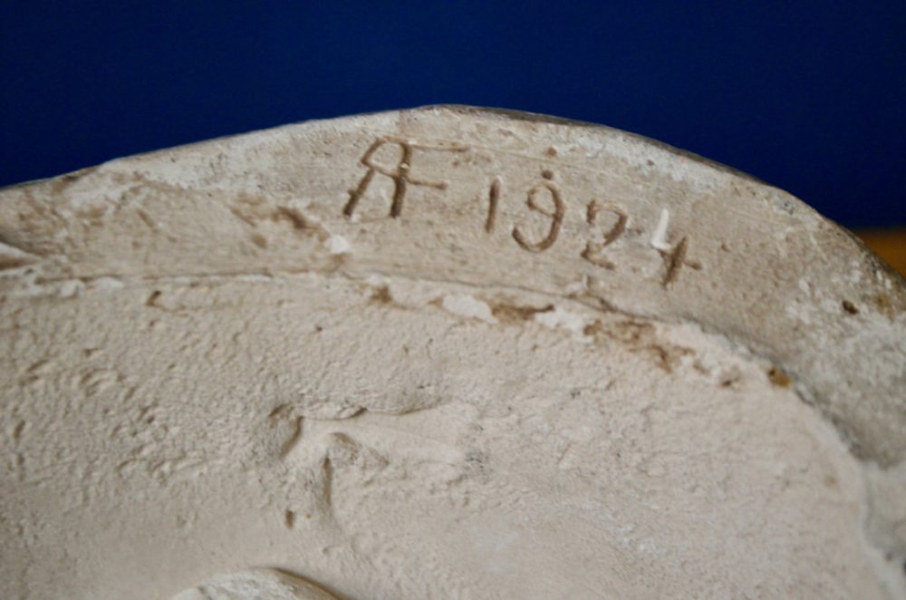 Plaster Mask of Child's Face, France, 1924 for sale at Pamono