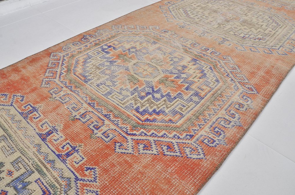Flur Teppich mit niedrigem Flor, 1960er bei Pamono kaufen