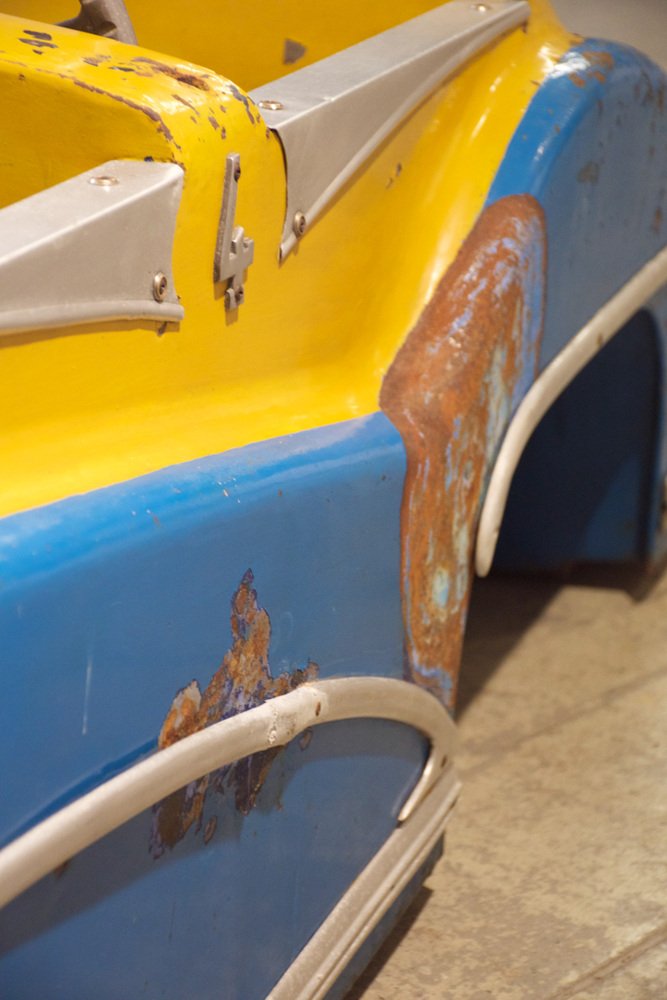 Yellow and Blue Merry-Go-Round Car, 1952 for sale at Pamono