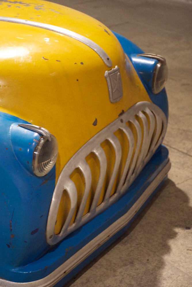 Yellow and Blue Merry-Go-Round Car, 1952 for sale at Pamono