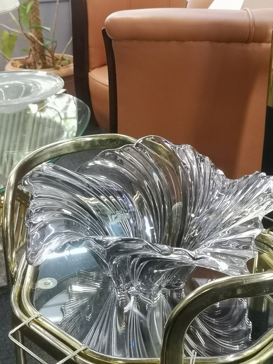 Crystal Glass Mikasa Wave Centerpiece Bowl from Walther, 1980s for sale ... Crystal Glass Mikasa Wave Centerpiece Bowl from Walther, 1980s for sale ...