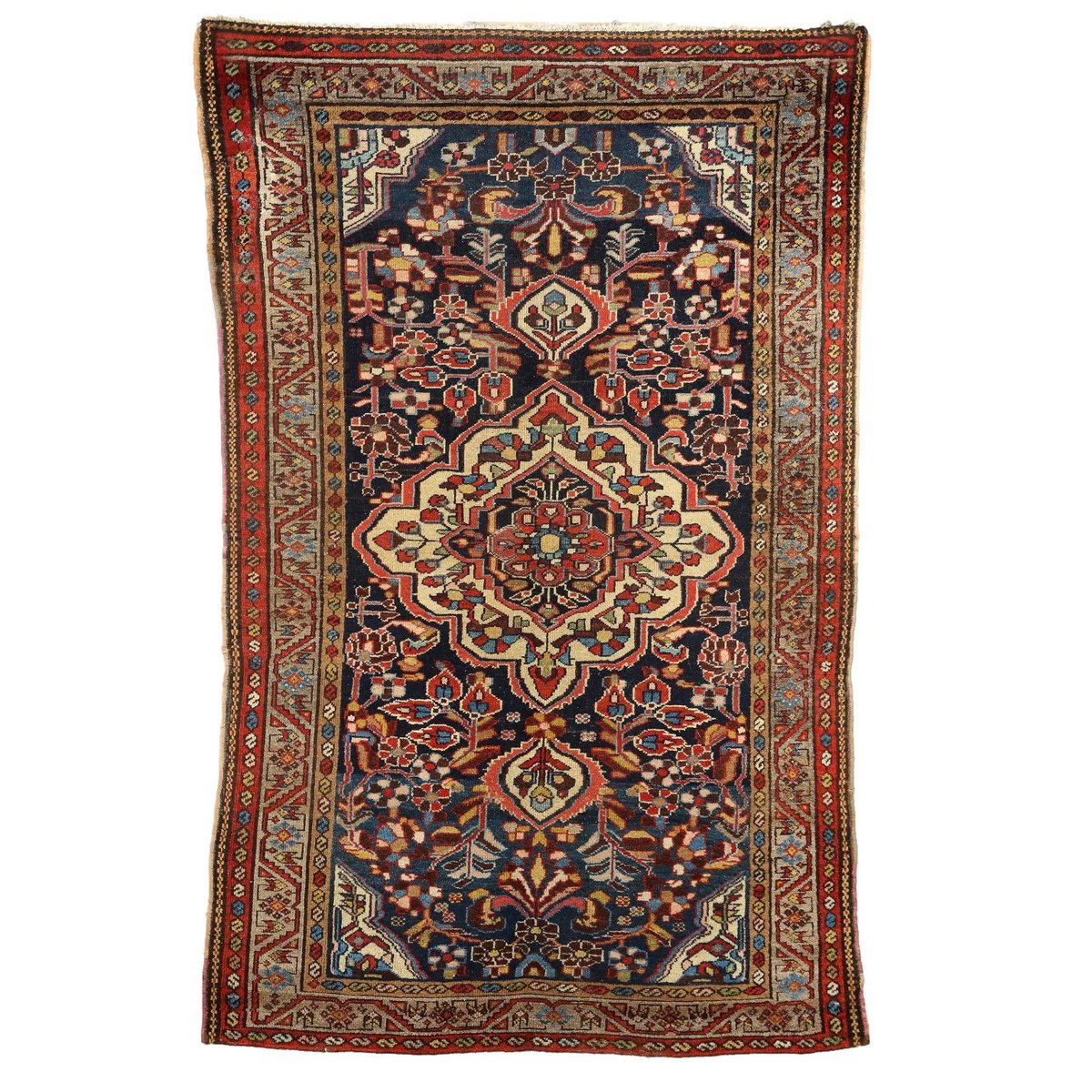 Middle Eastern Baktiary Rug for sale at Pamono