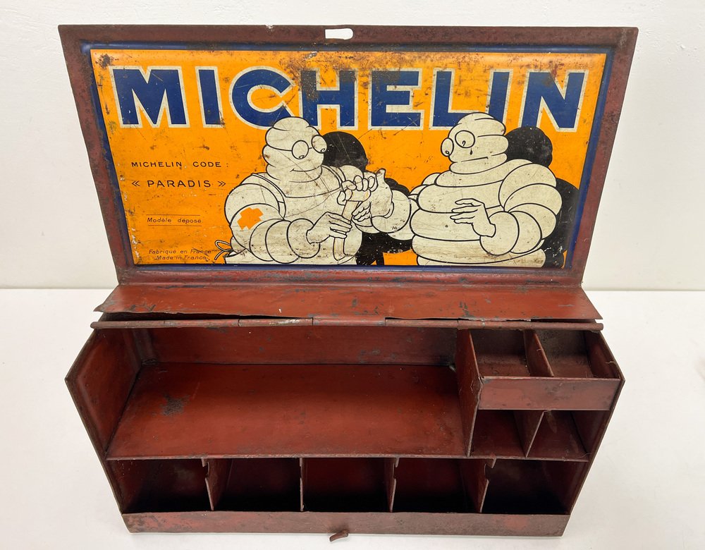 French First Aid Tool Box from Michelin, 1940s for sale at Pamono