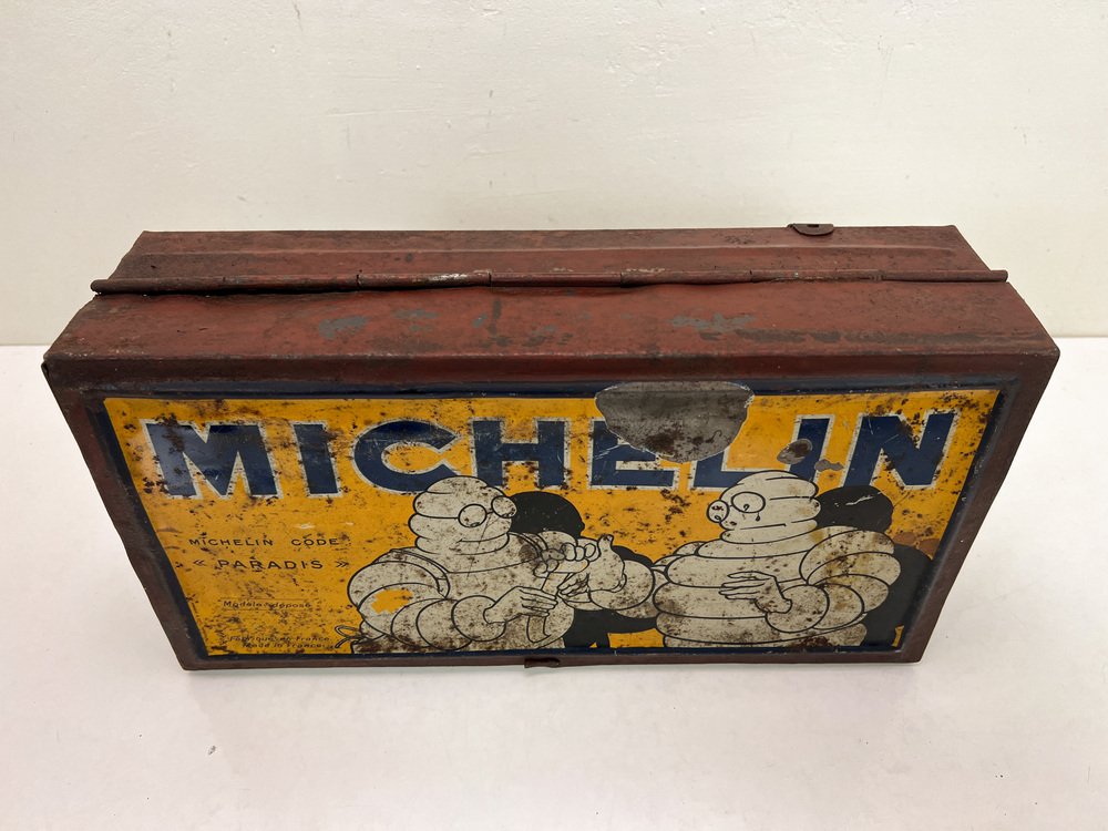 French First Aid Tool Box from Michelin, 1940s for sale at Pamono