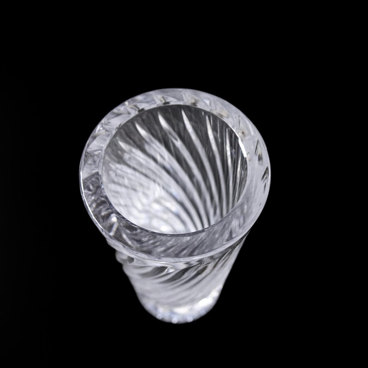 Vintage Cylinder Shaped Crystal Vase from Orrefors for sale at Pamono