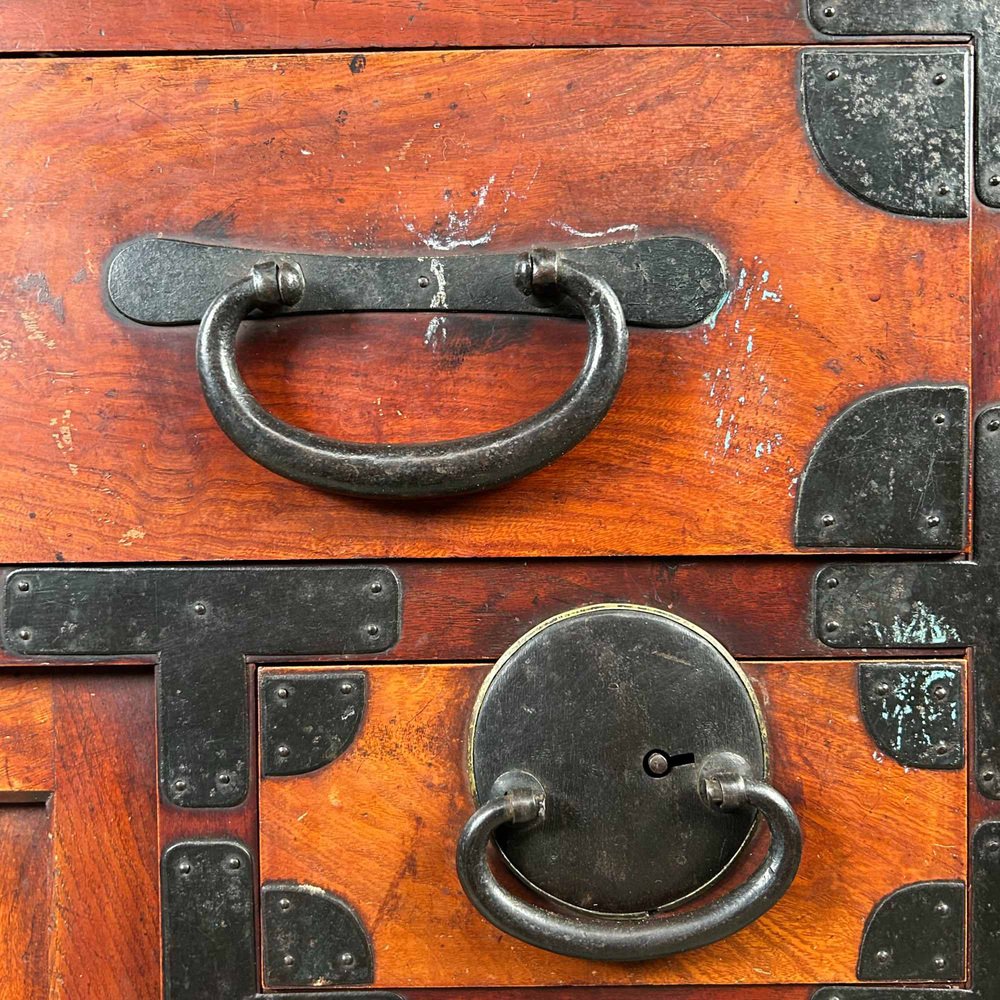 Traditional Tansu Chest of Drawers, Japan, 1920s for sale at Pamono