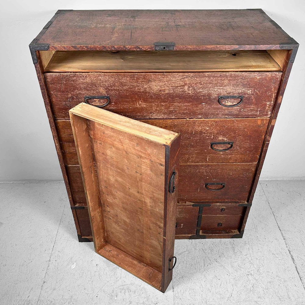 Japanese Traditional Tansu Drawer Cabinet, 1920s for sale at Pamono