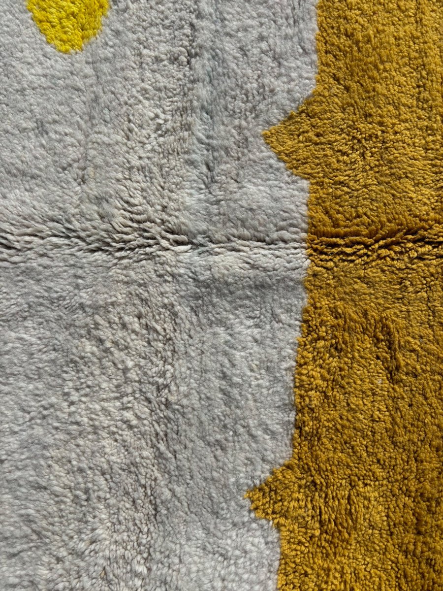 Moroccan Handwoven Area Rug, 2000s for sale at Pamono