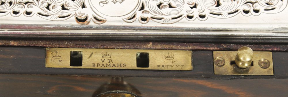 Antique Victorian Gentlemans Travelling Vanity Case, 1800s for sale at ...