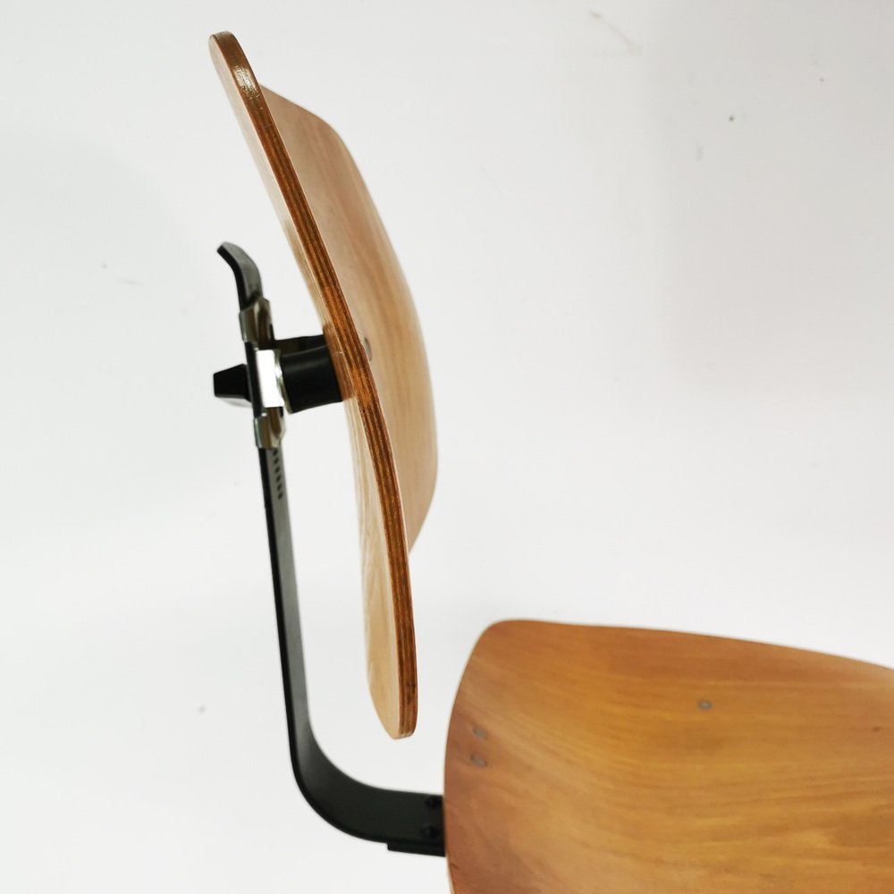 Modern Industrial German Chair, 1960s for sale at Pamono