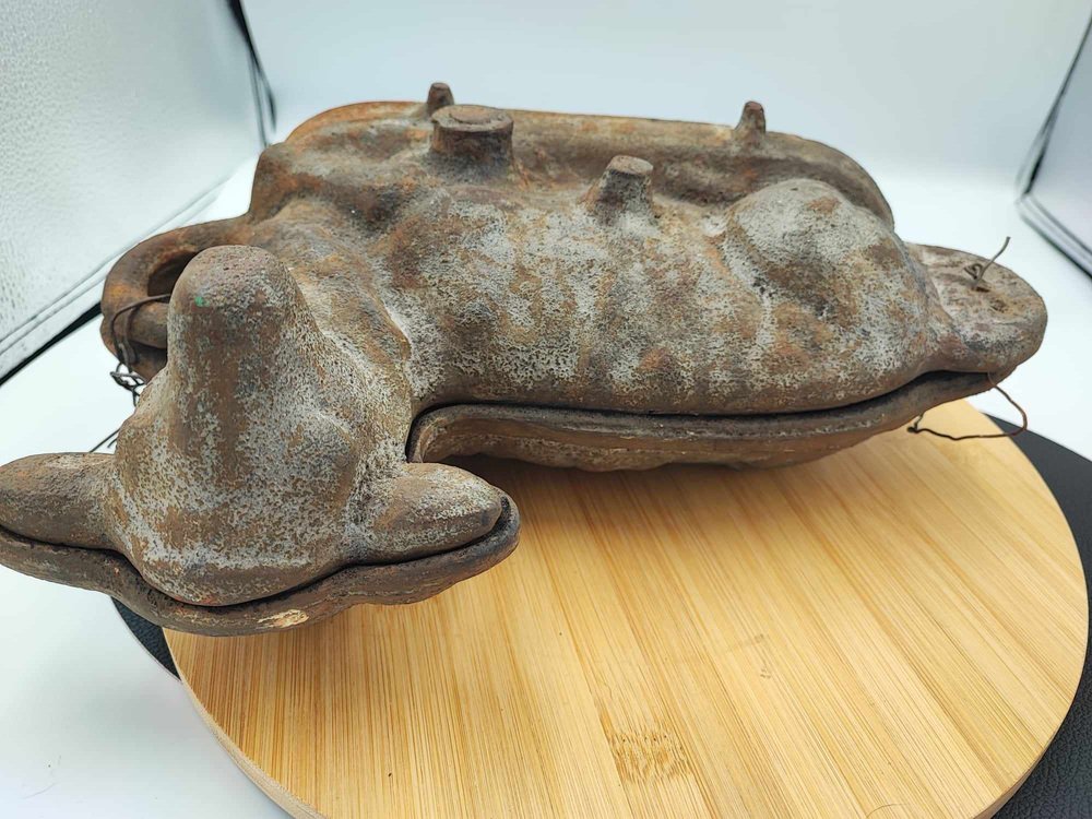 Pre-War Cast Iron Form for Mutton and Bread, 1890s for sale at Pamono