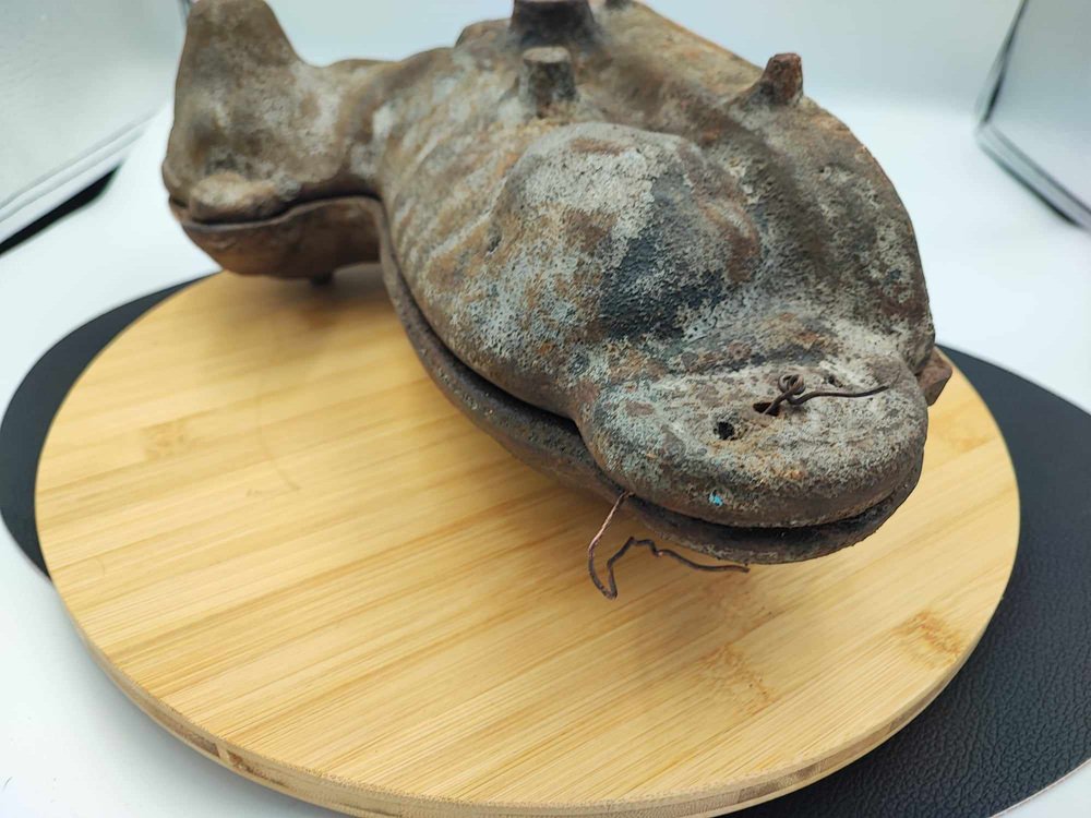 Pre-War Cast Iron Form for Mutton and Bread, 1890s for sale at Pamono